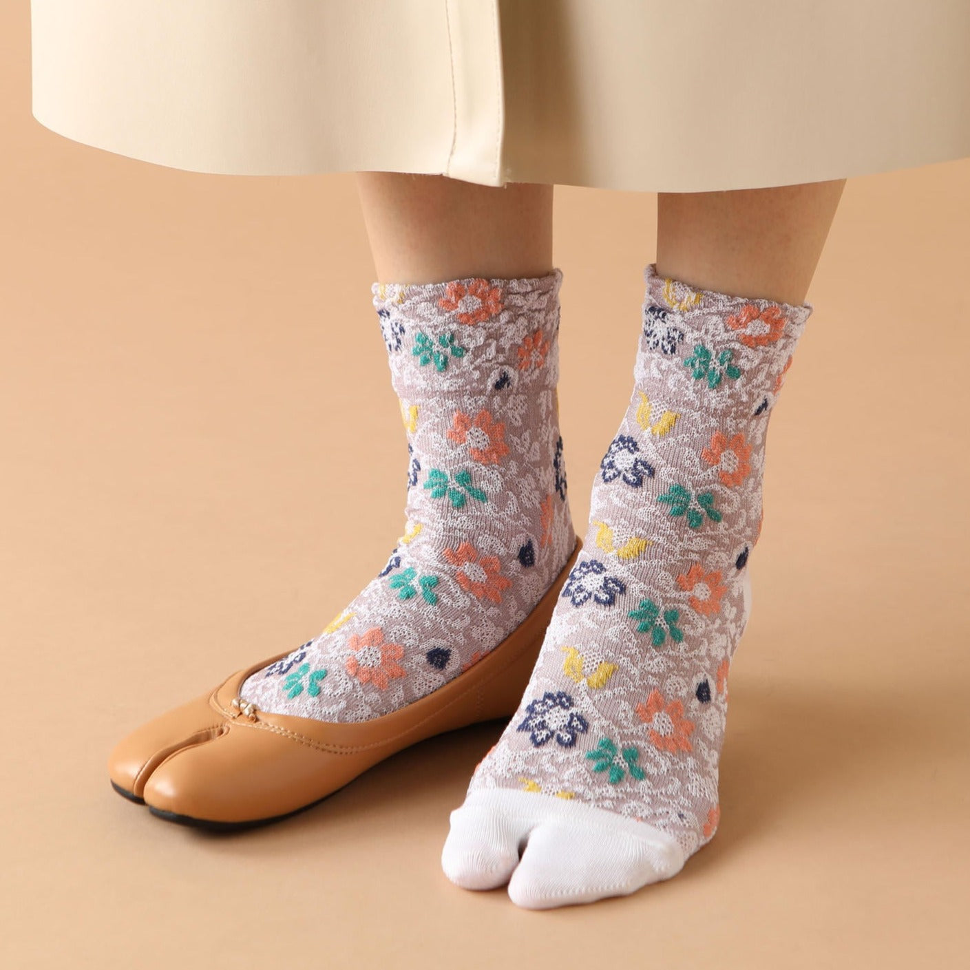 An introduction to Tabi Socks – Tabio UK