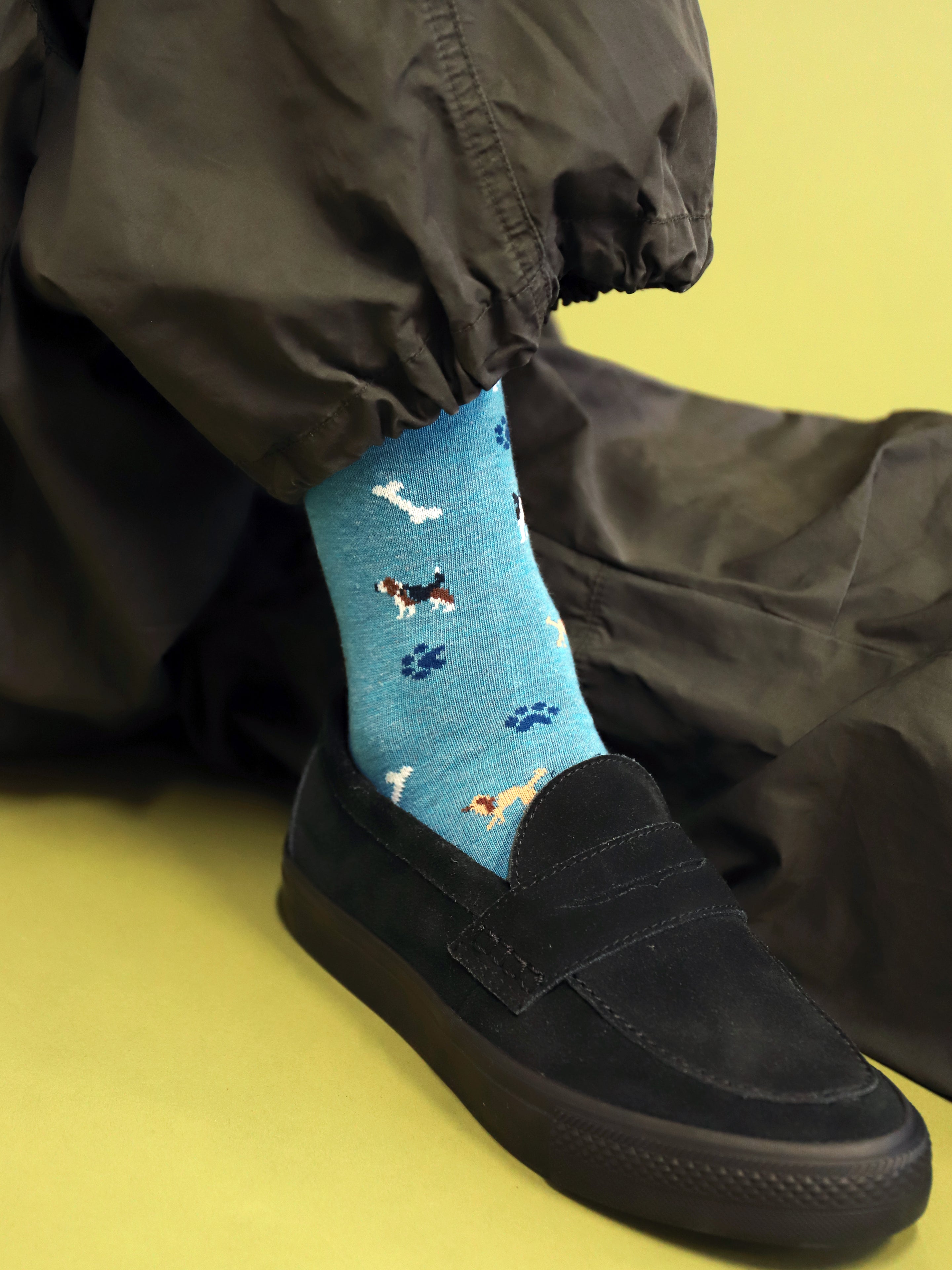 Socks as a Fashion Statement: How to Elevate Your Style with Patterned ...