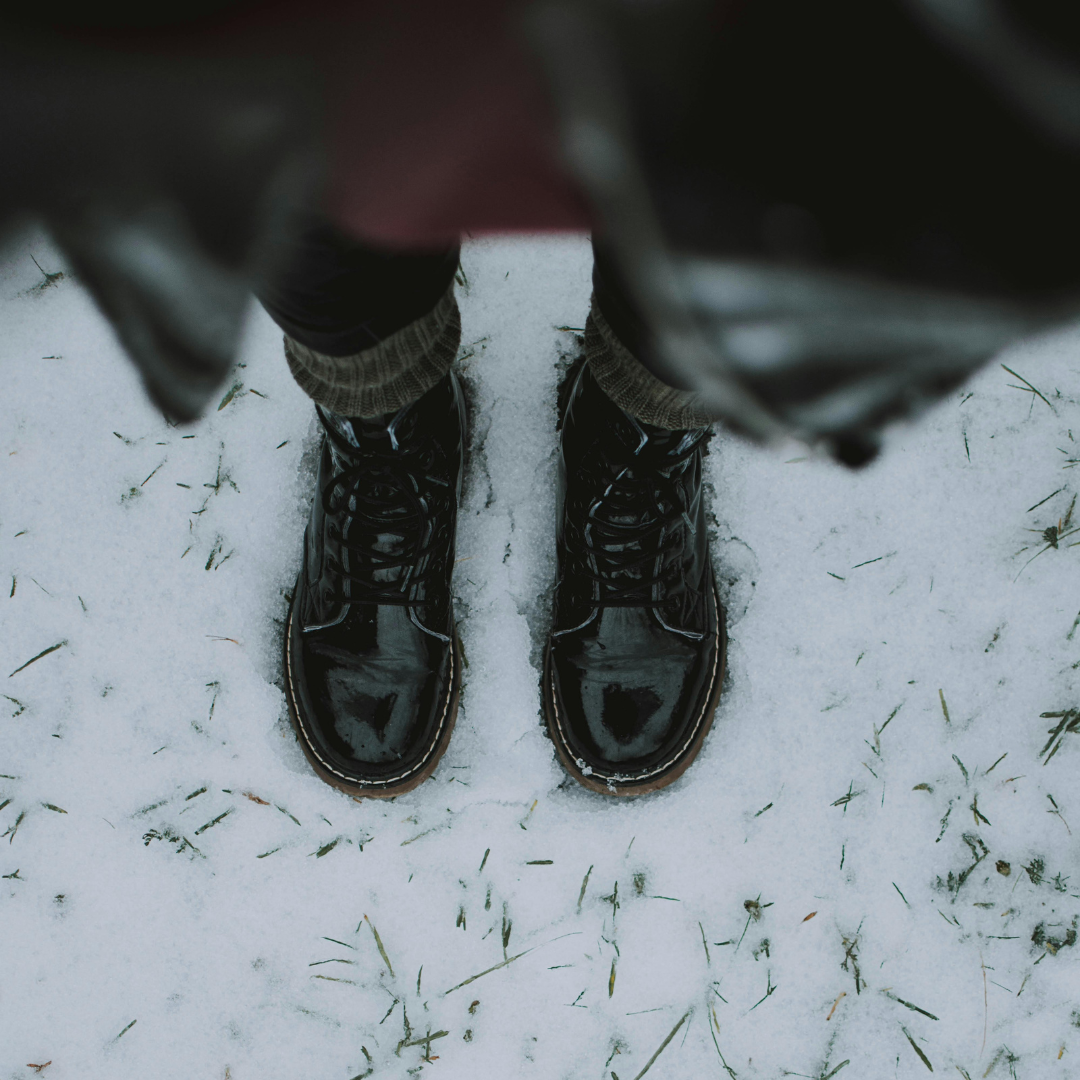 Why You Need Compression Socks: The Benefits Explained – Tabio UK